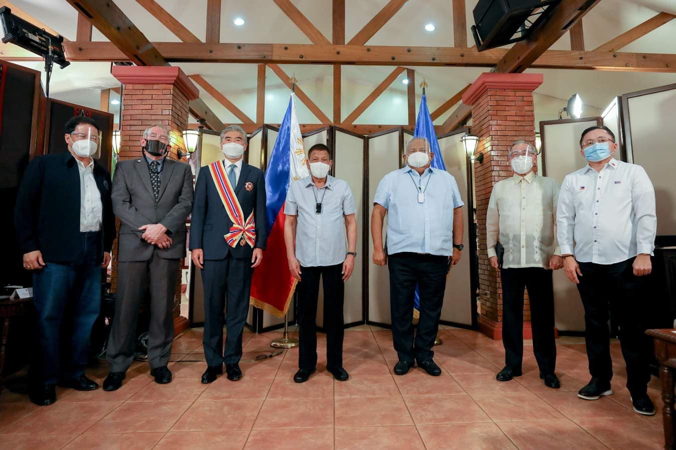 PRRD confers Order of Sikatuna with Datu Rank on outgoing US Ambassador ...