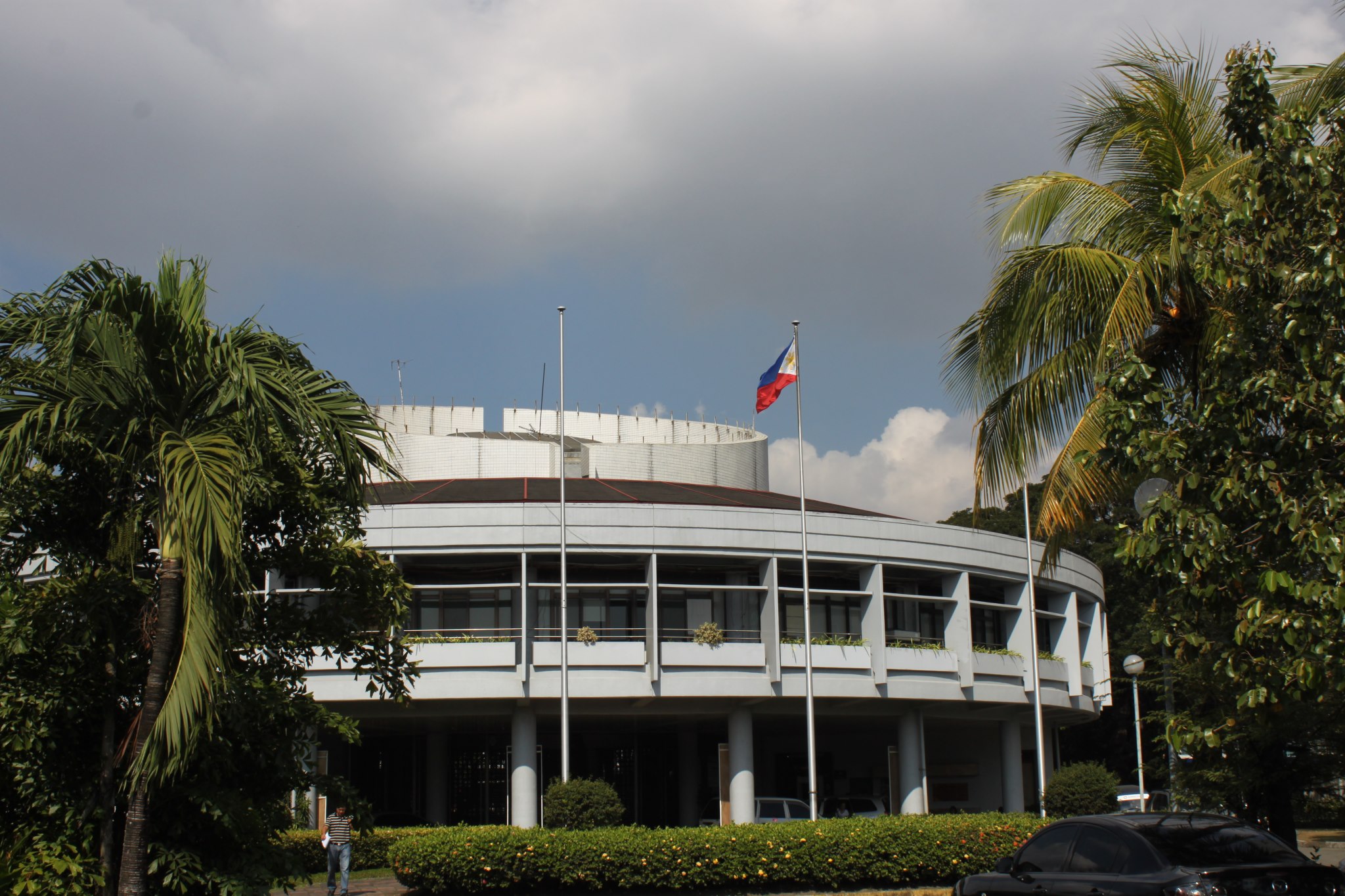 Marcos Jr. picks lead physician to head FDA - PTV News