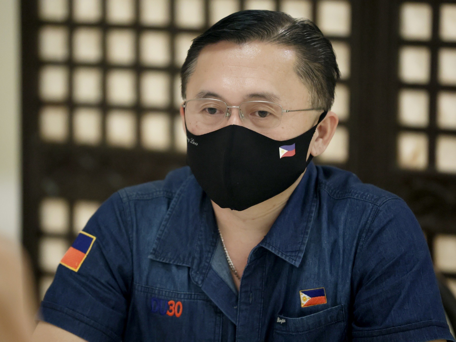 Bong Go aids various sectoral groups in Carcar City; calls for ...