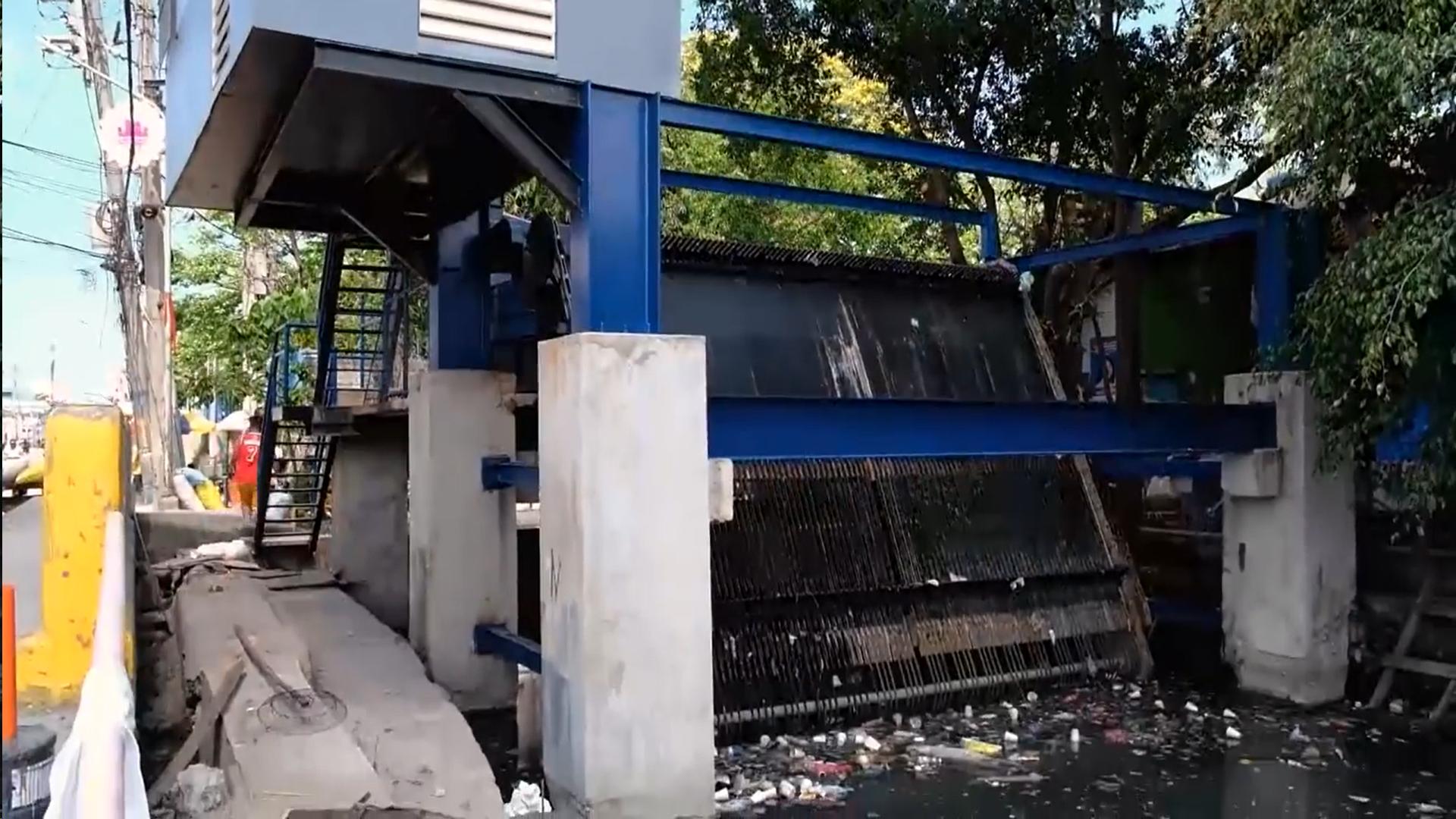 A photo showing an automatic trash rake. (Screenshot of DOST MIRDC ...