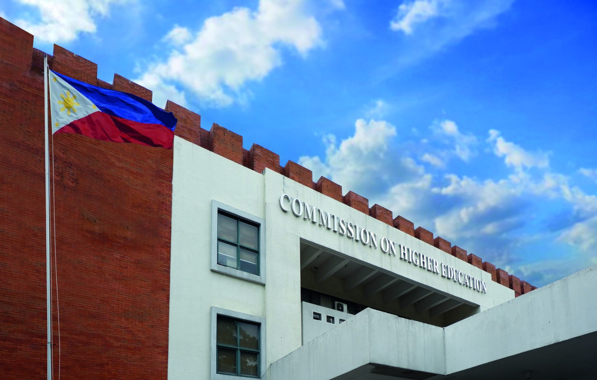 CHED issues show cause order vs PCU for unauthorized programs, other ...