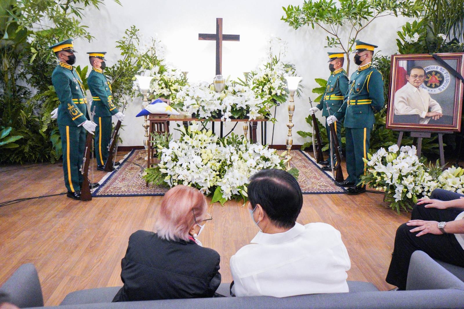 President Ferdinand “Bongbong” Marcos Jr. paid his last respects to ...