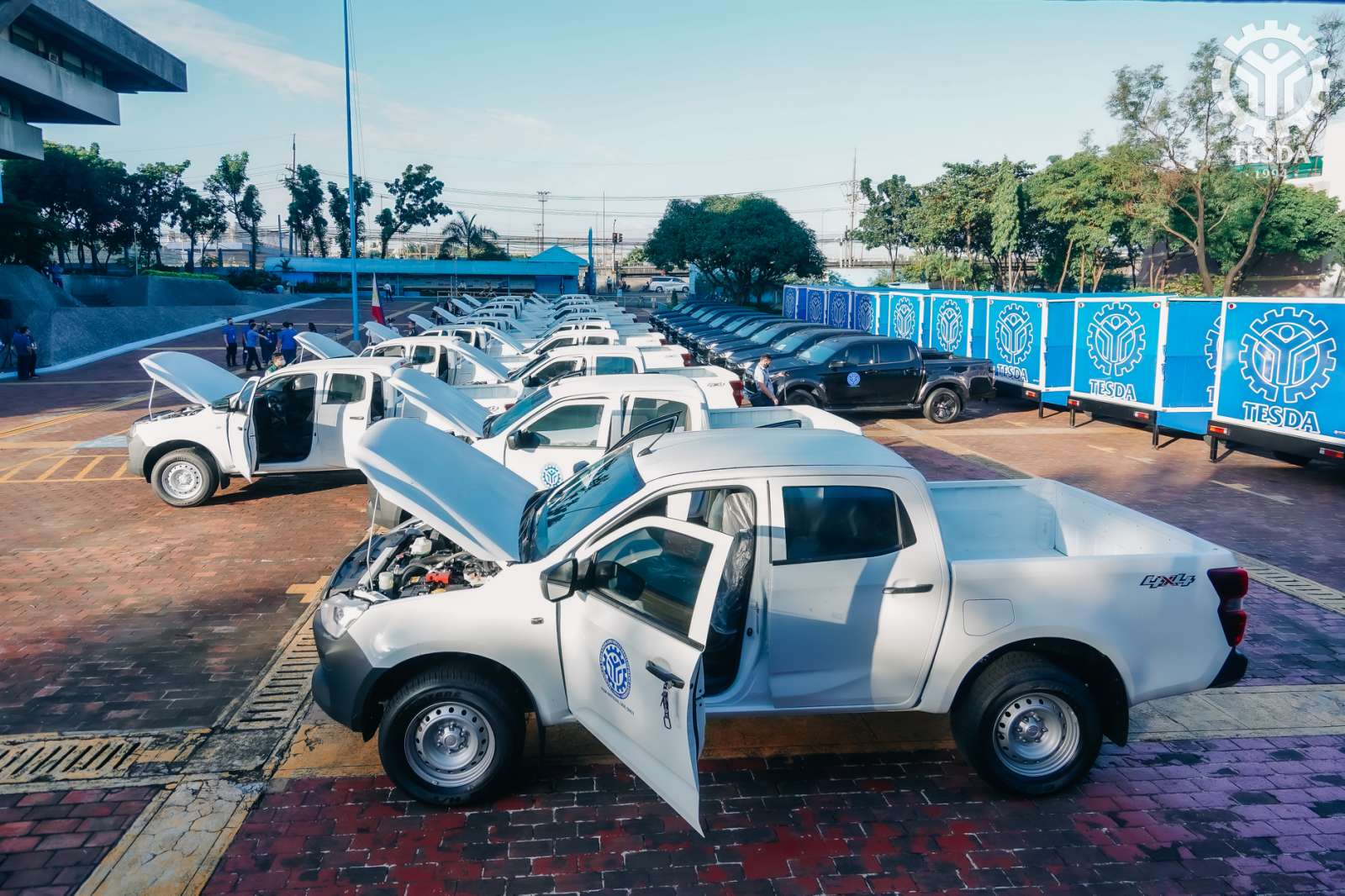 TESDA deploys mobile training laboratories, service vehicles - PTV News