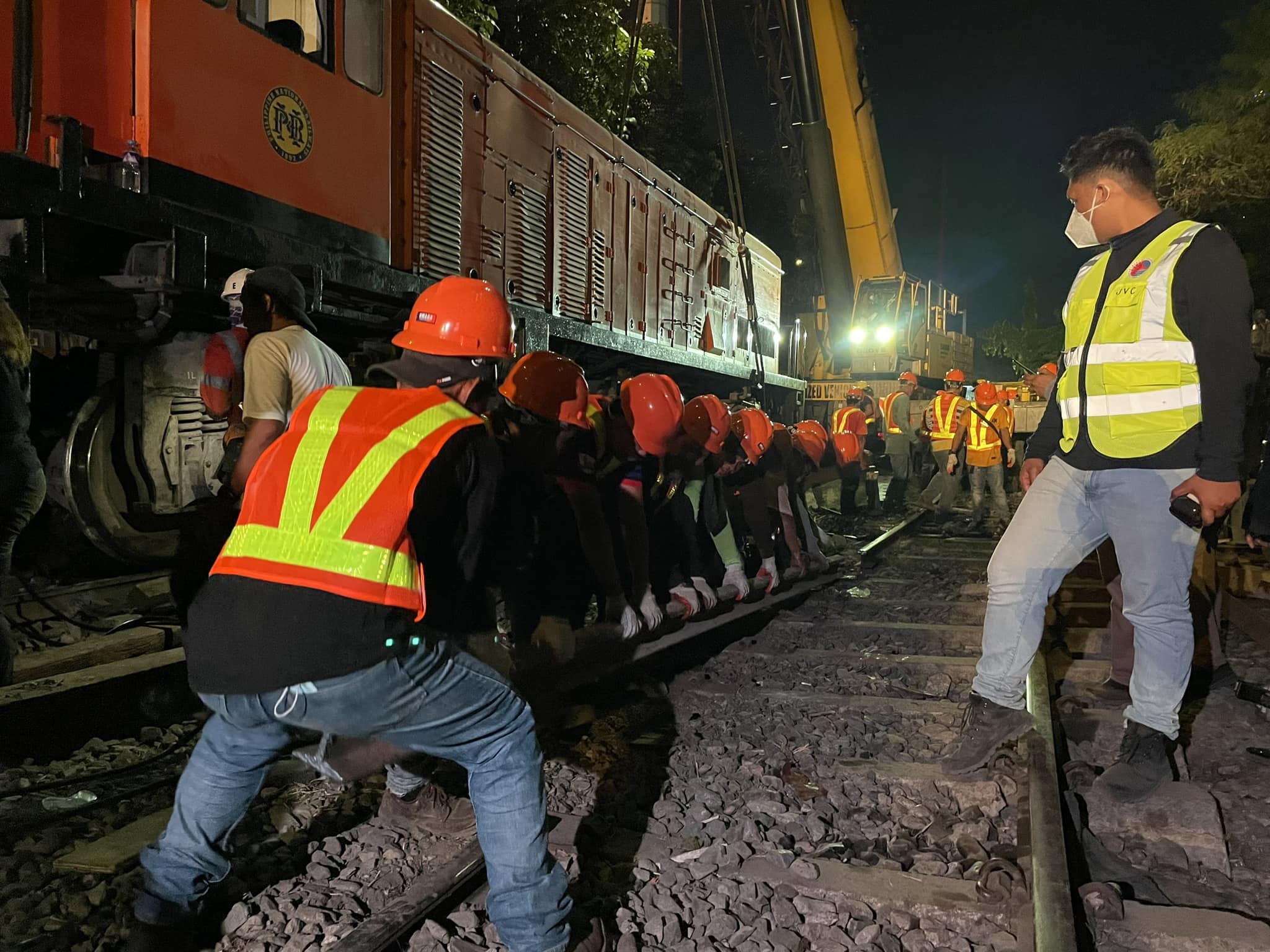 Derailed PNR train now back in line - PTV News