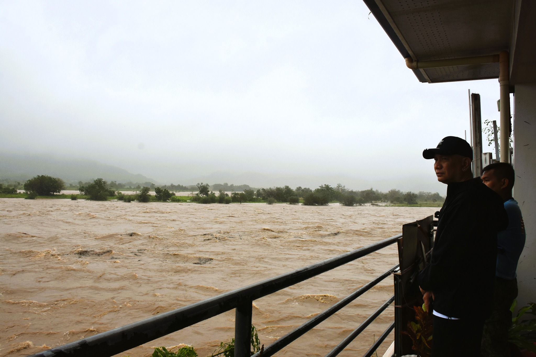 Monitoring of the water level of Bislak River in Vintar, Ilocos Norte ...