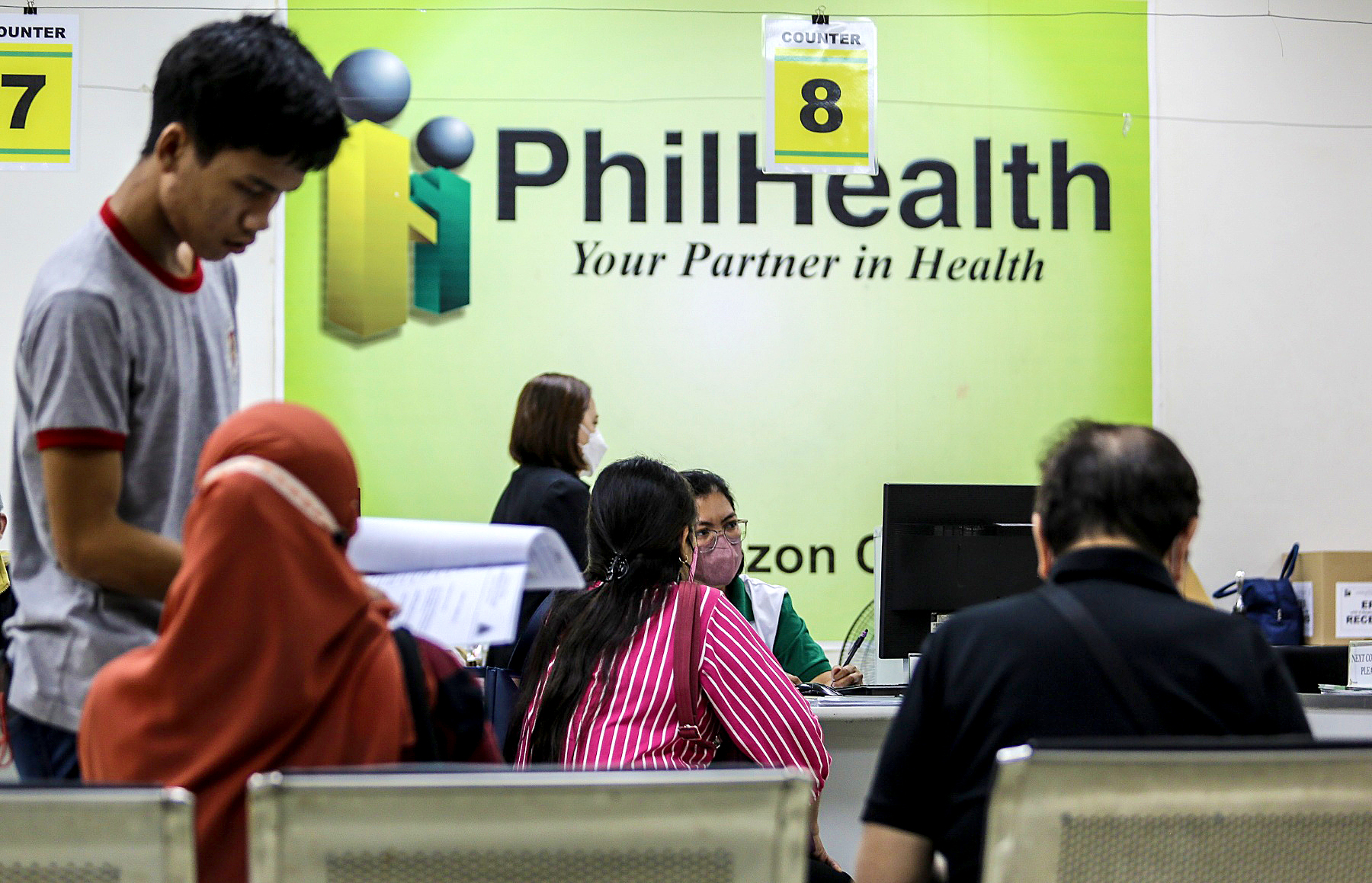 PhilHealth eases access to orthopedic implants for Cebu quake victims ...